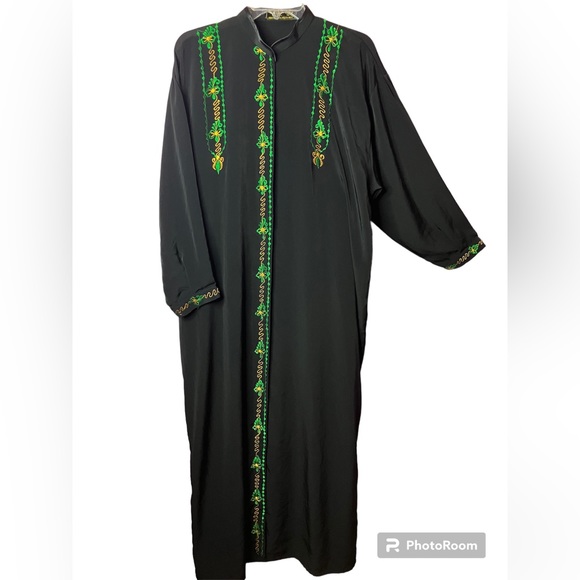 Vintage | Kaftans | Authentic Black Abaya Throbe | Poshmark